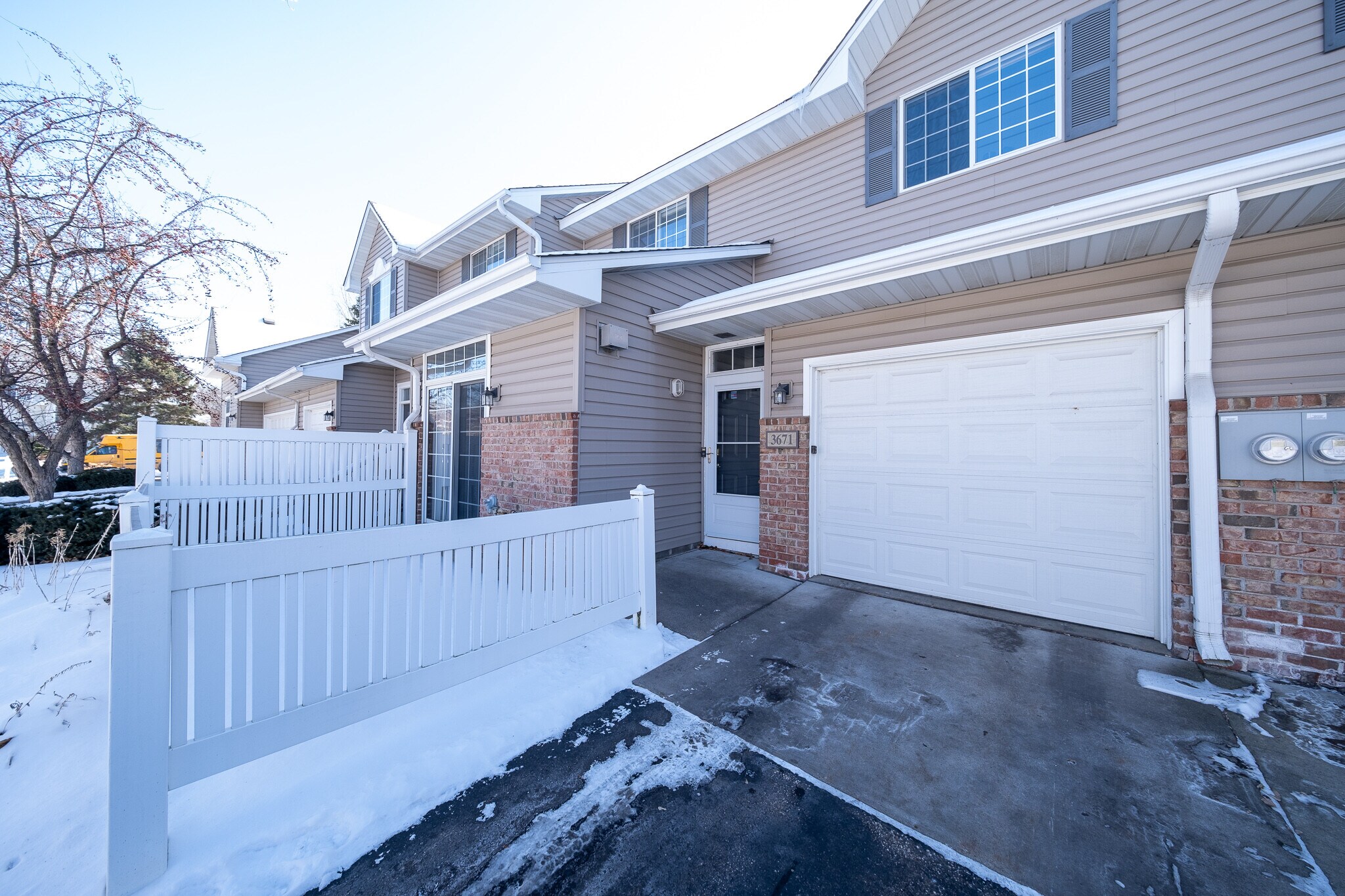 3671 Vermilion Ct N, Eagan, MN 55122 - Townhome Rentals in Eagan MN ...