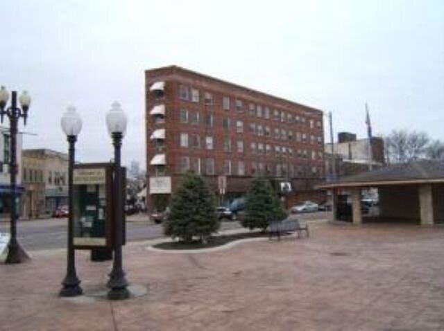 211 W Cook St, Portage, WI 53901 - Portage, WI, 53901 | Apartments.com