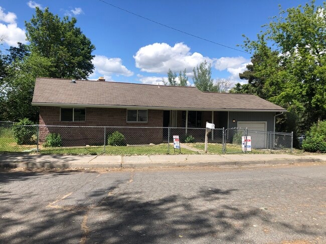 Pullman Landis Furnished Apartments for Rent - Pullman, WA - Updated ...