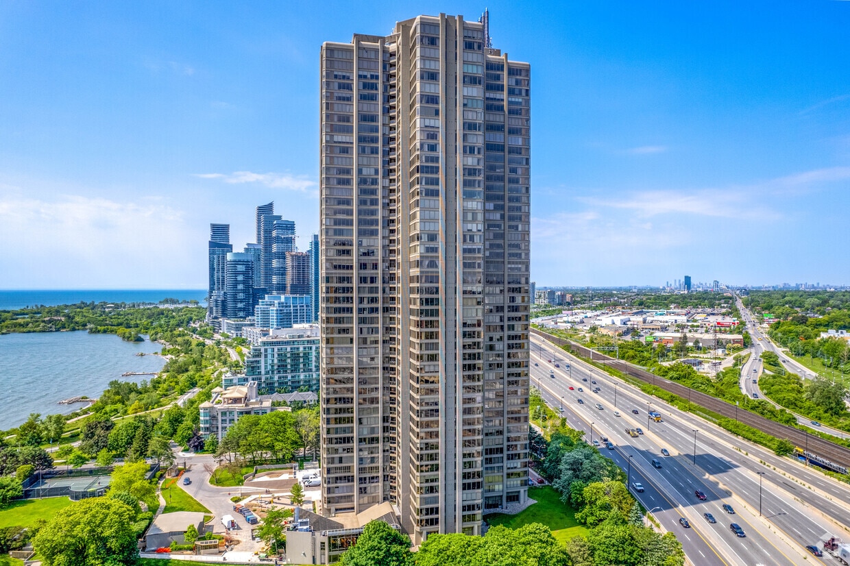 Palace Place Apartments - 1 Palace Pier Ct Toronto, ON | Apartments.com