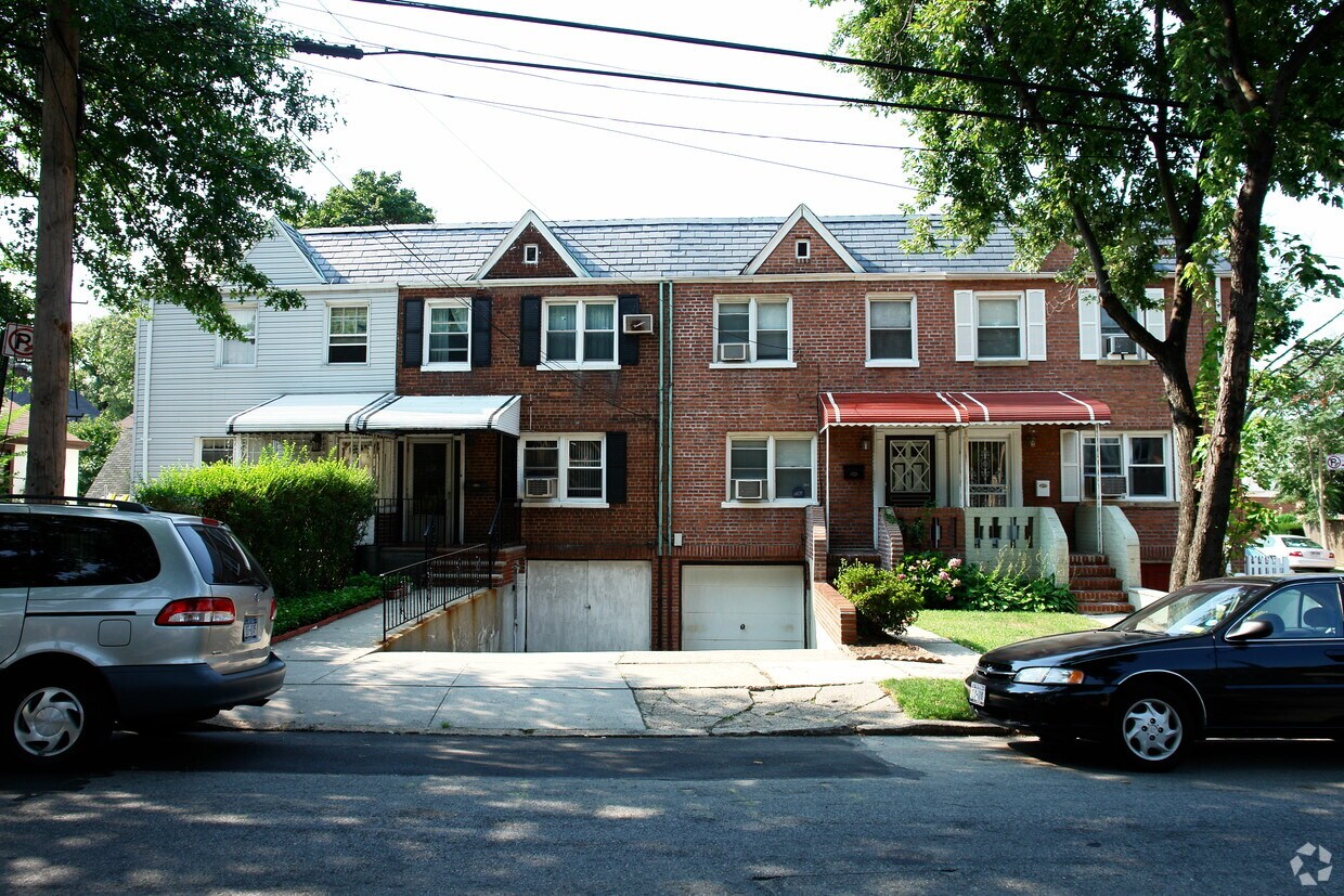 14702-14708 32nd Ave, Flushing, NY 11354 - 14702-14708 32nd Ave ...