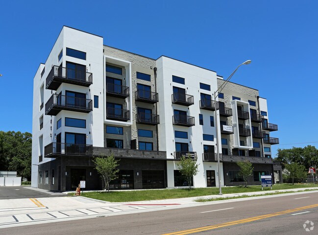 Avenue Lofts Apartments - Tampa, FL | Apartments.com