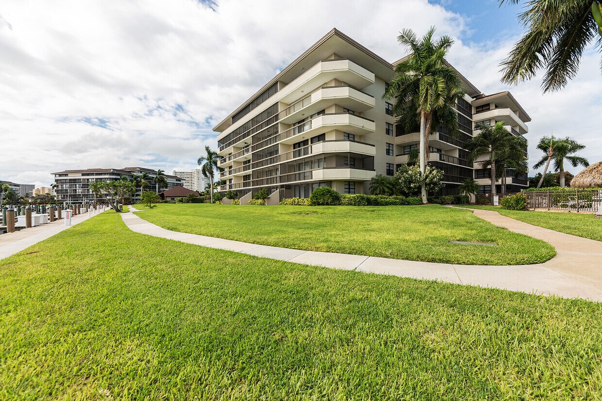 591 Seaview Ct, Marco Island, FL 34145 - House Rental in Marco Island, FL | Apartments.com