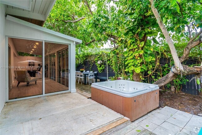 Aviation Country Club Apartments for Rent with a Yard - North Miami, FL ...