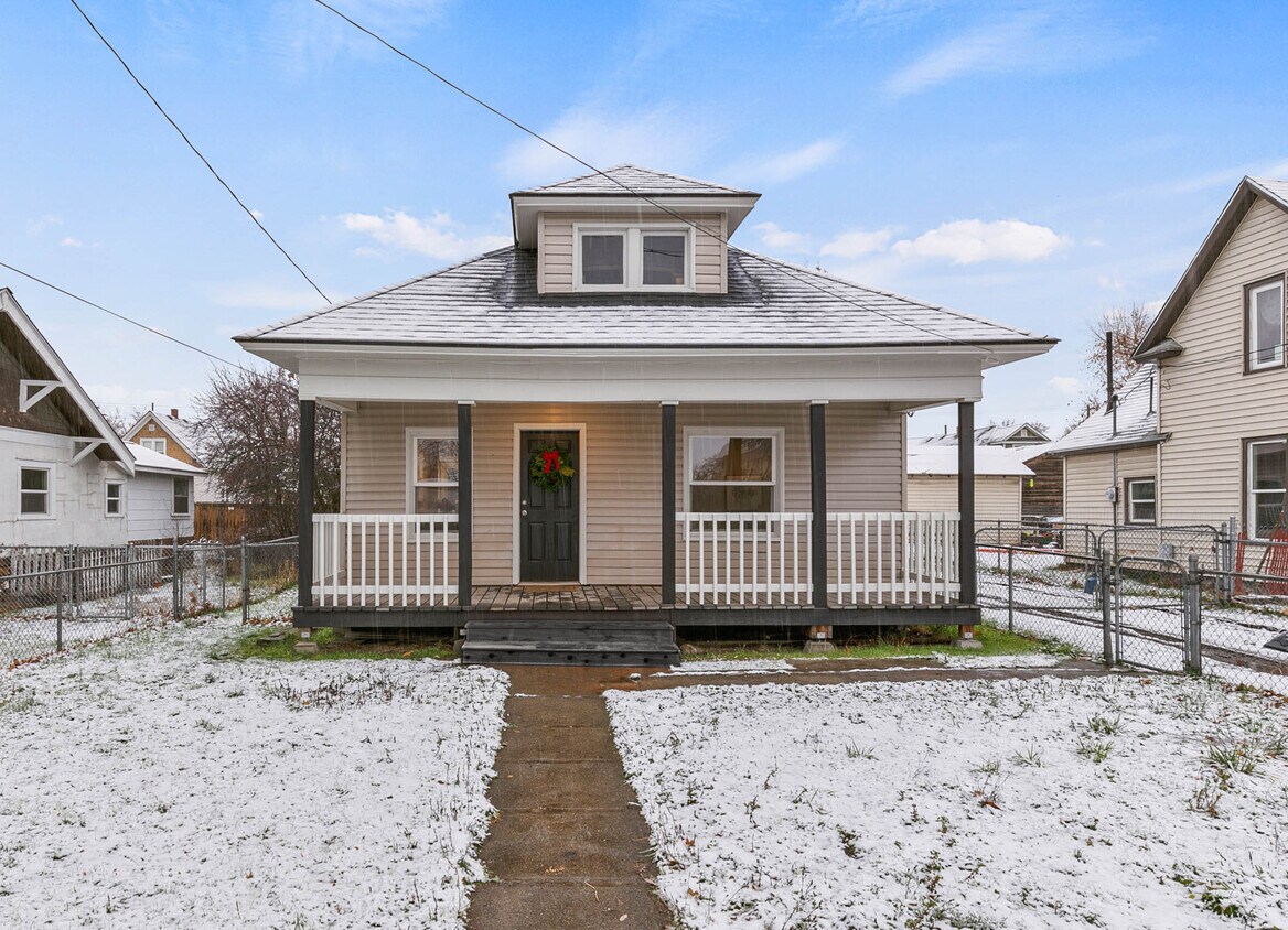 2414 N Standard St, Spokane, WA 99207 - House Rental in Spokane, WA ...