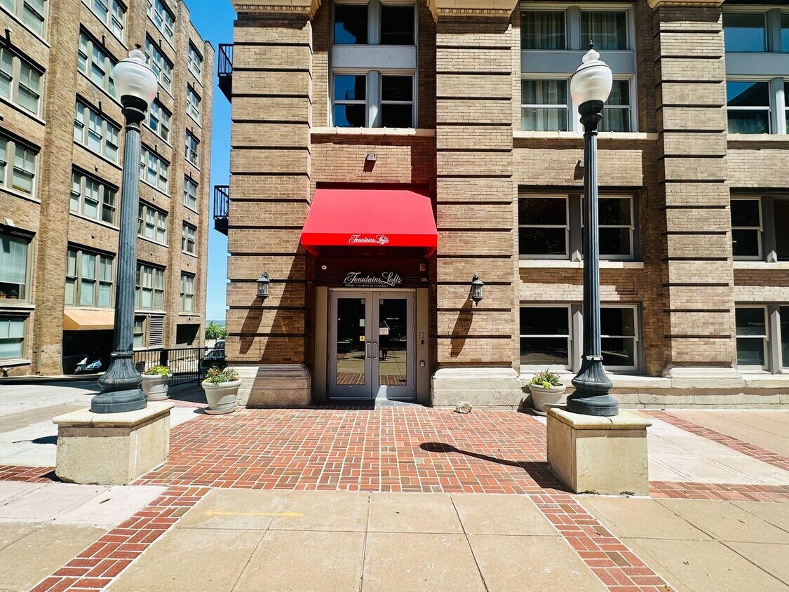 712 Broadway Blvd, Kansas City, MO 64105 - House Rental in Kansas City ...