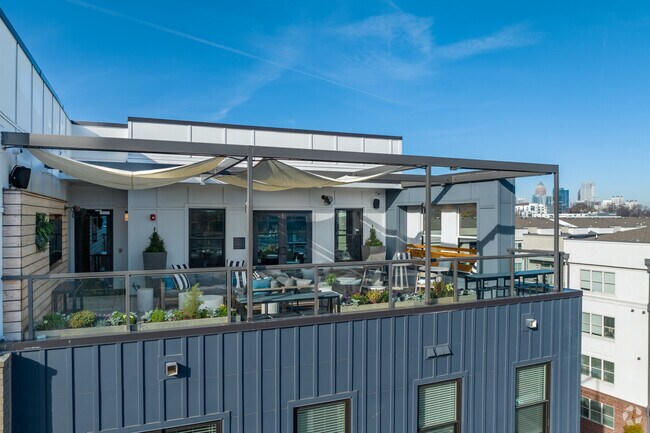 Iris O4W - Apartments in Atlanta, GA | Apartments.com