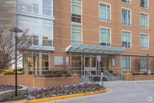 Midtown North - Apartments in Reston, VA | Apartments.com