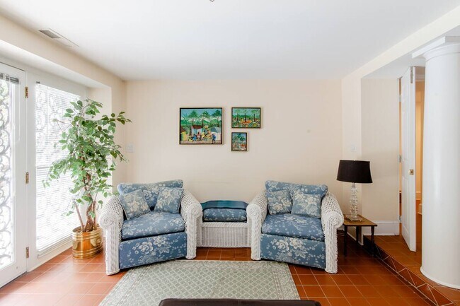 3050 P St NW Unit #1 Biddle Suite, Washington, DC 20007 - Apartments in ...