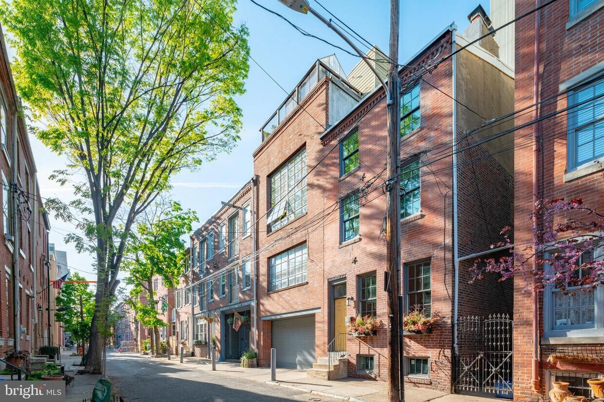 1315 Rodman St, Philadelphia, PA 19147 - Townhome Rentals in ...