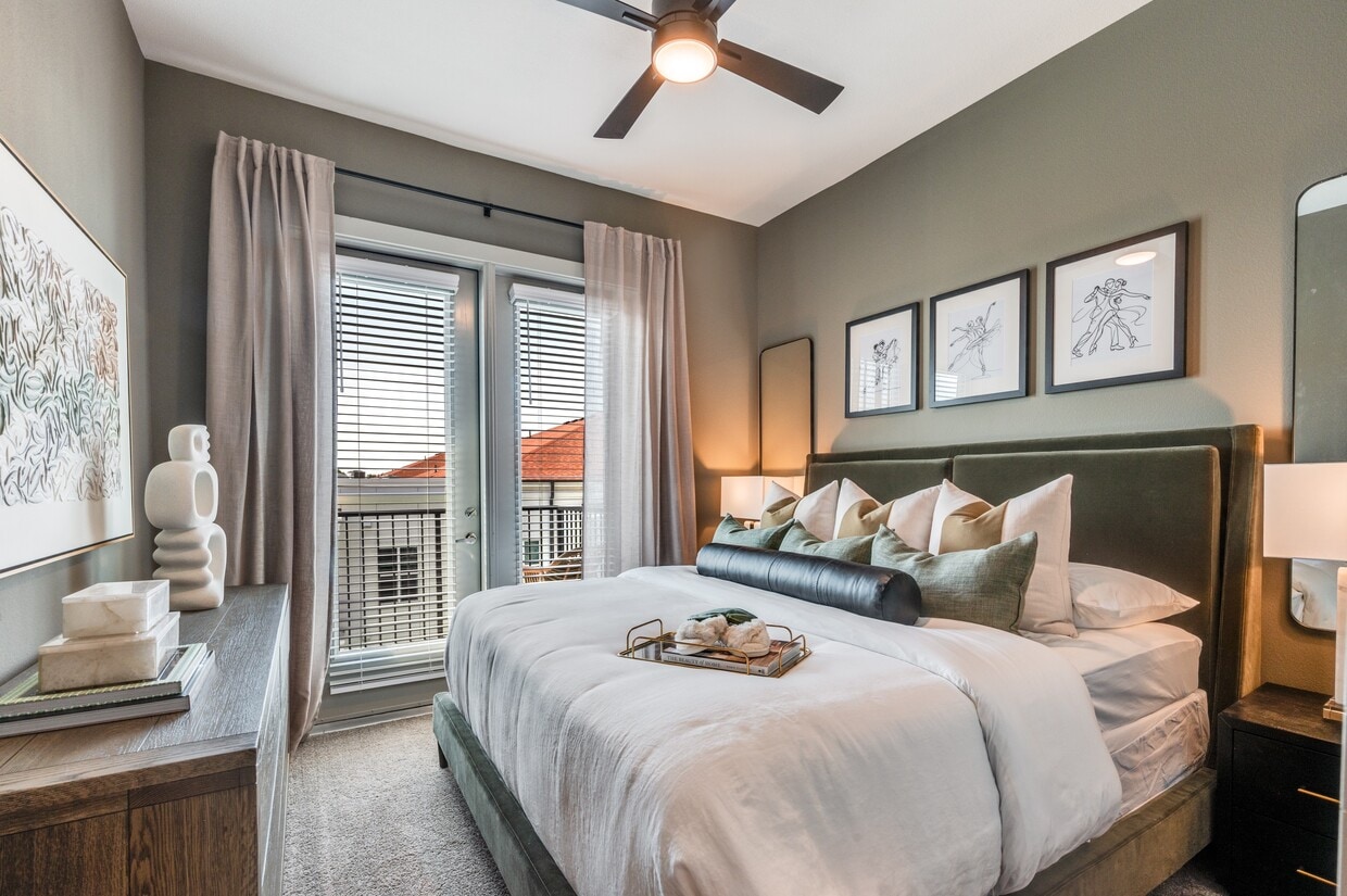 Jefferson Ridglea Village - 5885 Calmont Ave Fort Worth, TX 76107 ...