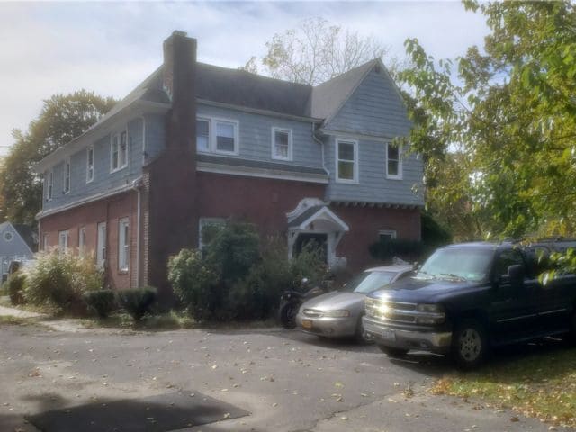 536 Montauk Hwy, West Islip, NY 11795 - House Rental in West Islip, NY ...