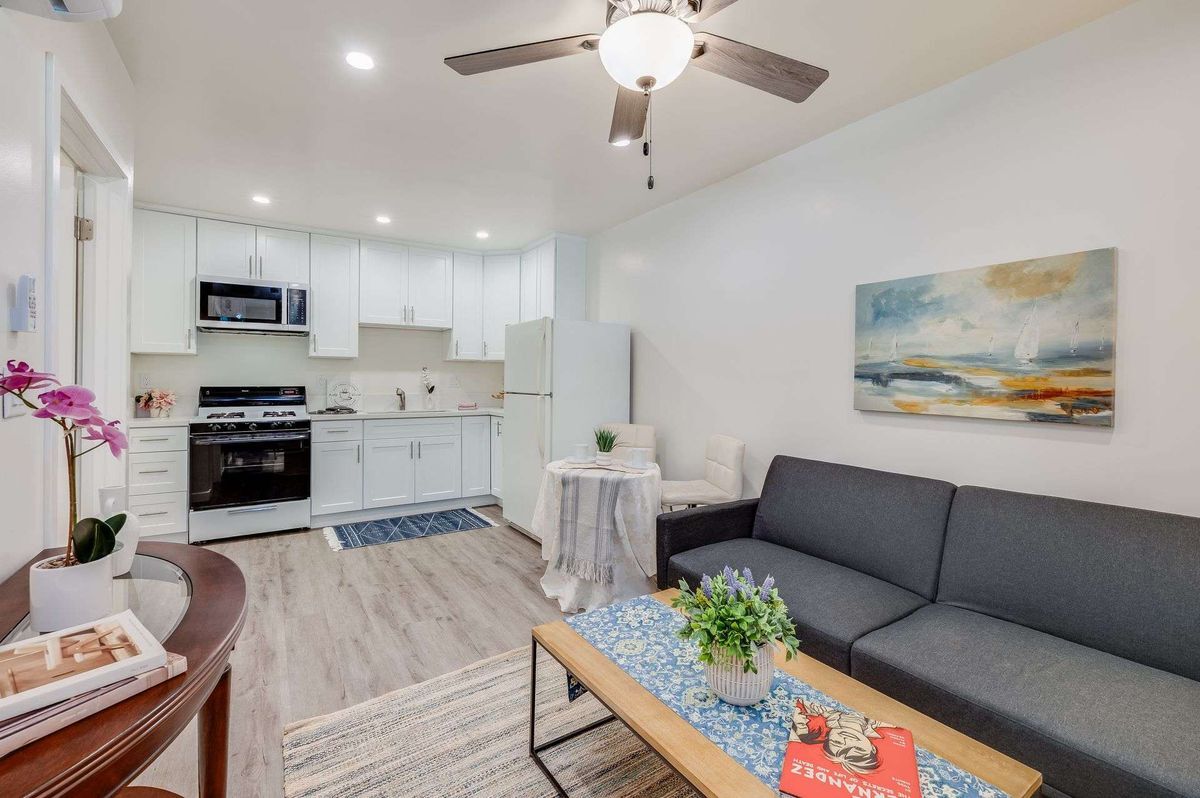 1902 E Chevy Chase Dr, Glendale, CA 91206 | Apartments.com