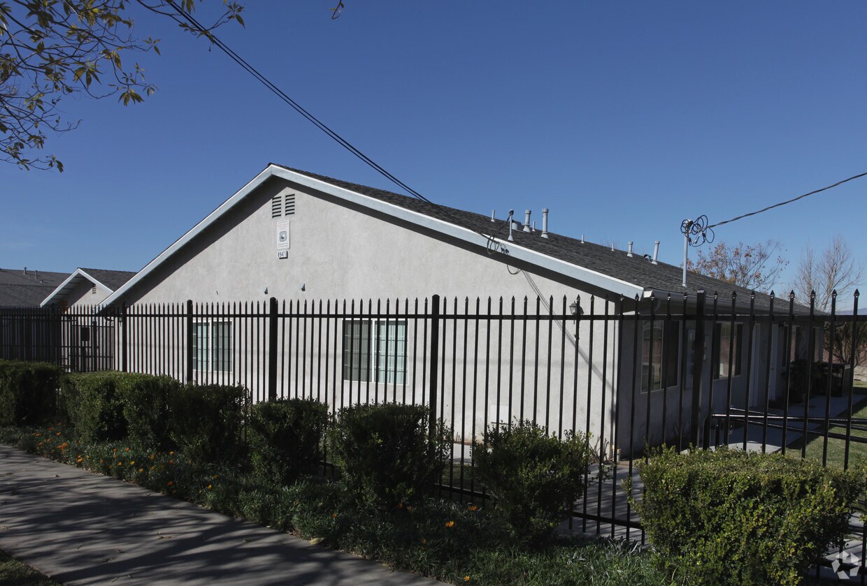 8947 Indiana Ave, Riverside, CA 92503 - 8947 Indiana Ave Riverside, CA ...