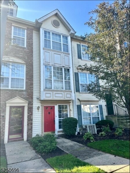 84 13th Ave, Newark, NJ 07103 - Condo for Rent in Newark, NJ ...