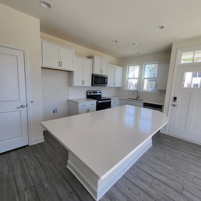 192 Channel Drop Dr, Clayton, NC 27520 - Townhome Rentals in Clayton NC | Apartments.com