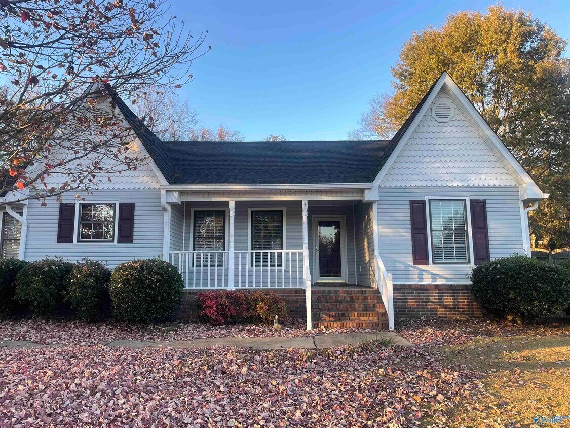 118 Mill Creek Crossing, Madison, AL 35758 - House Rental in Madison ...