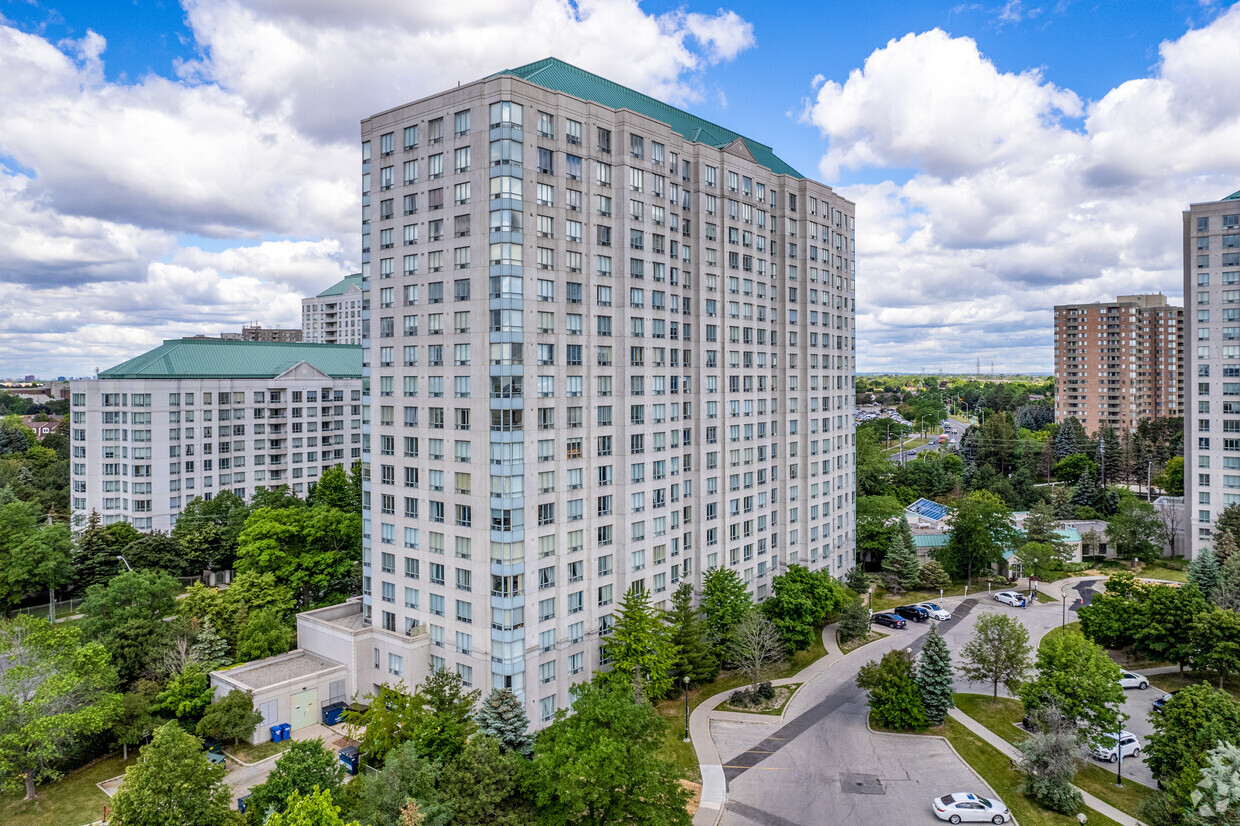 The Windsor At Chartwell Apartments - 2627 Mccowan Rd Toronto, ON ...