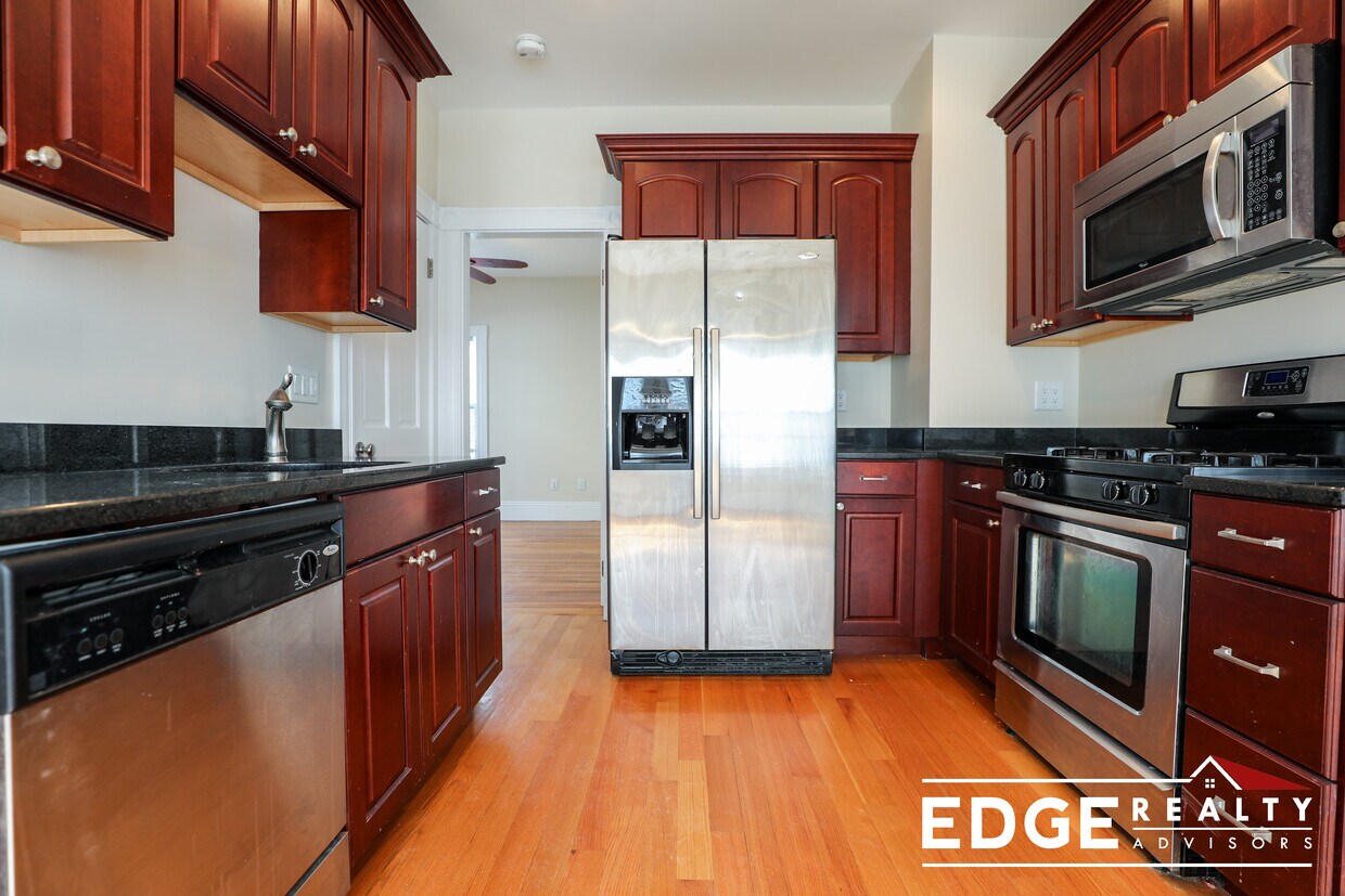 40 Antwerp St Unit 4, Boston, MA 02135 - 40 Antwerp St Boston, MA 02135 ...