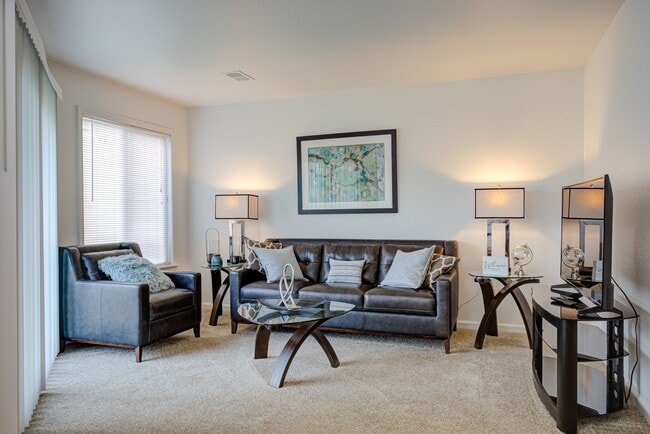 Heather Ridge Apartments - Apartments in Westland, MI | Apartments.com