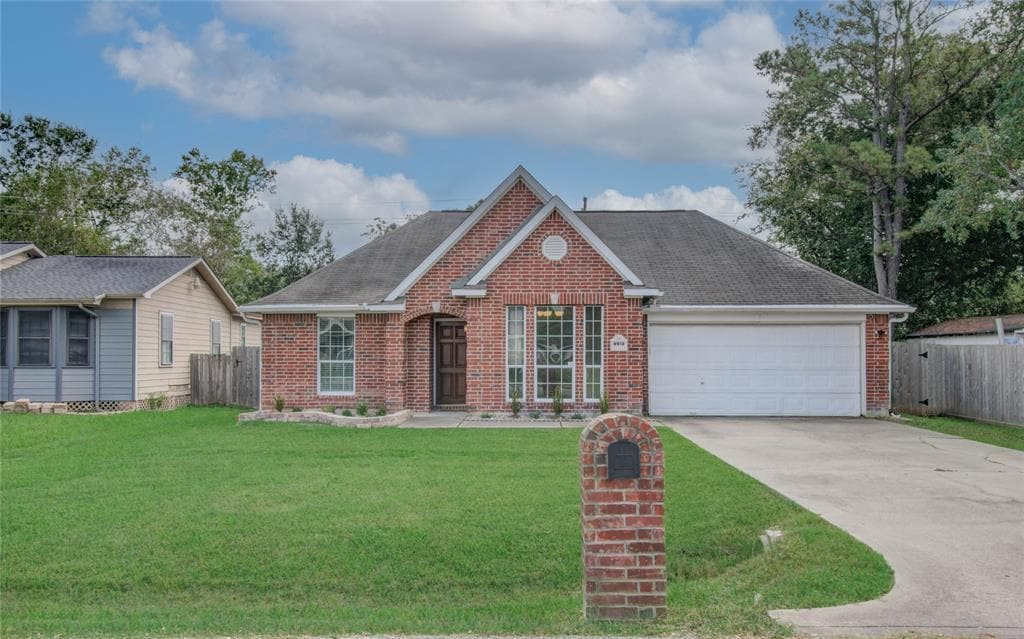 9513 Dulcimer St Houston Tx 77051 House Rental In Houston Tx