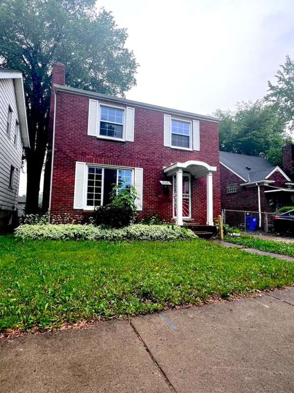 20926 Moross Rd, Grosse Pointe, MI 48236 - House Rental in Grosse ...