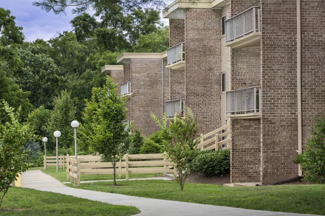 Governor Square Apartments - Gaithersburg, MD | Apartments.com