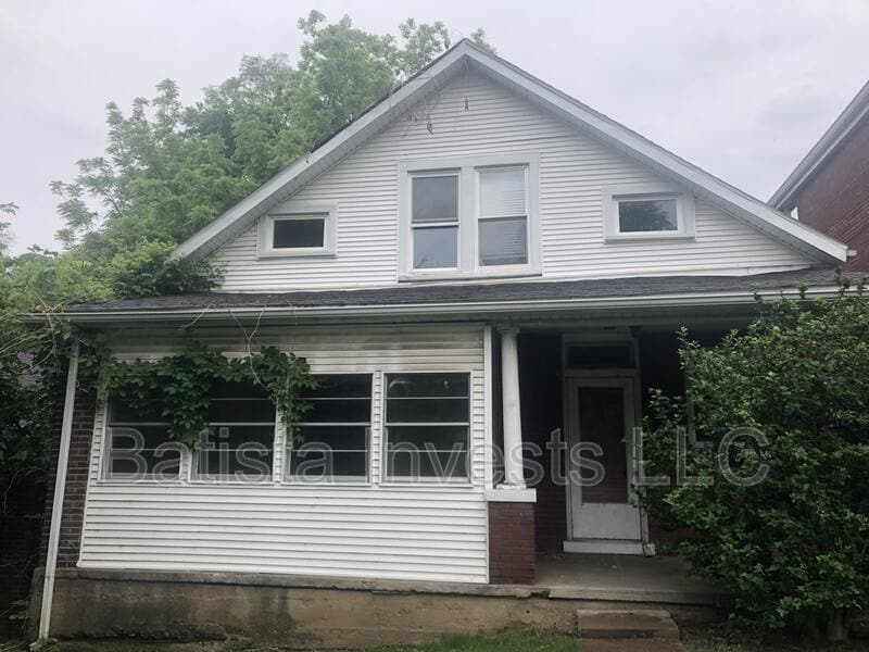 821 E McCarty St, Jefferson City, MO 65101 - House Rental in Jefferson ...