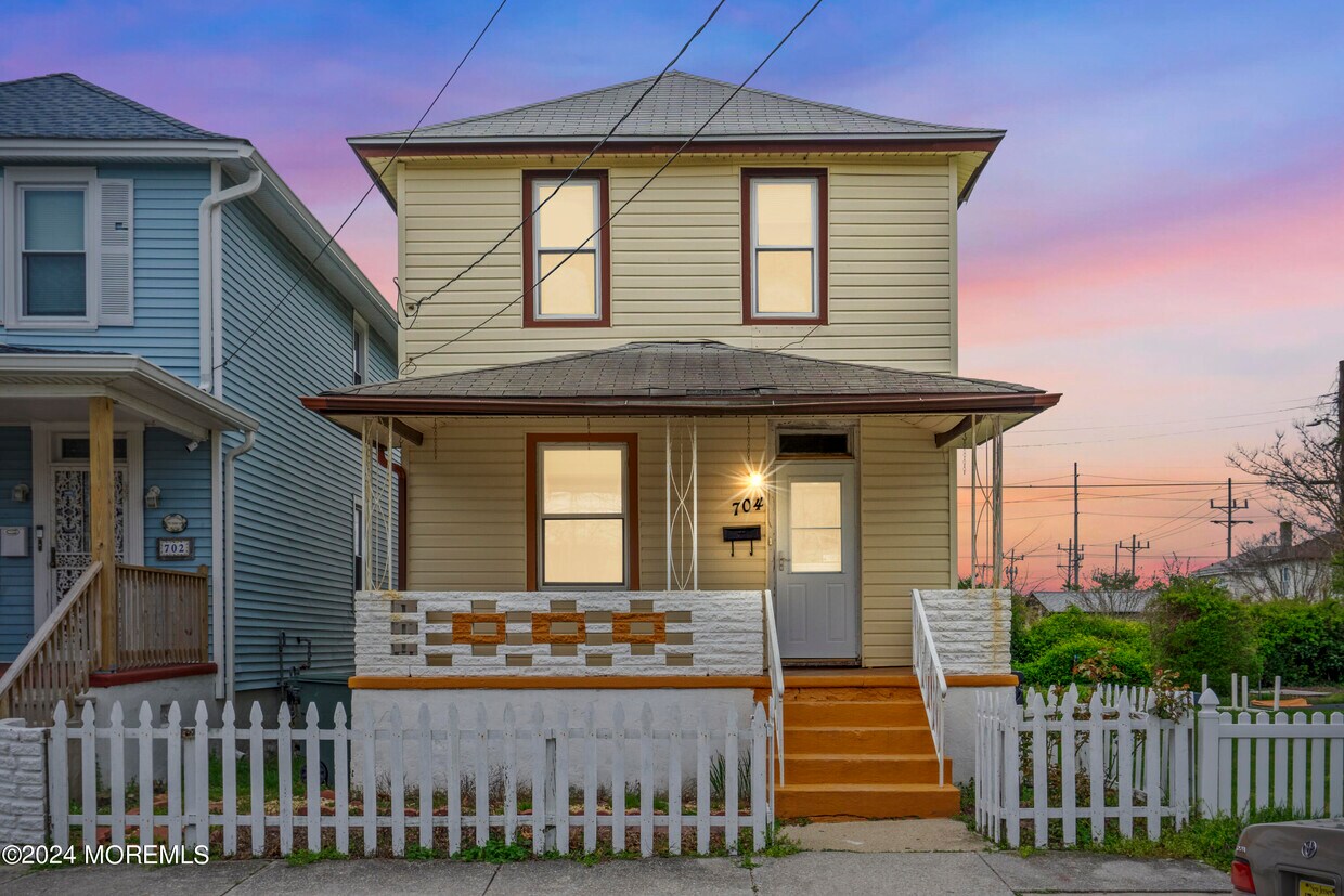 704 N Michigan Ave, Atlantic City, NJ 08401 - House Rental in Atlantic ...