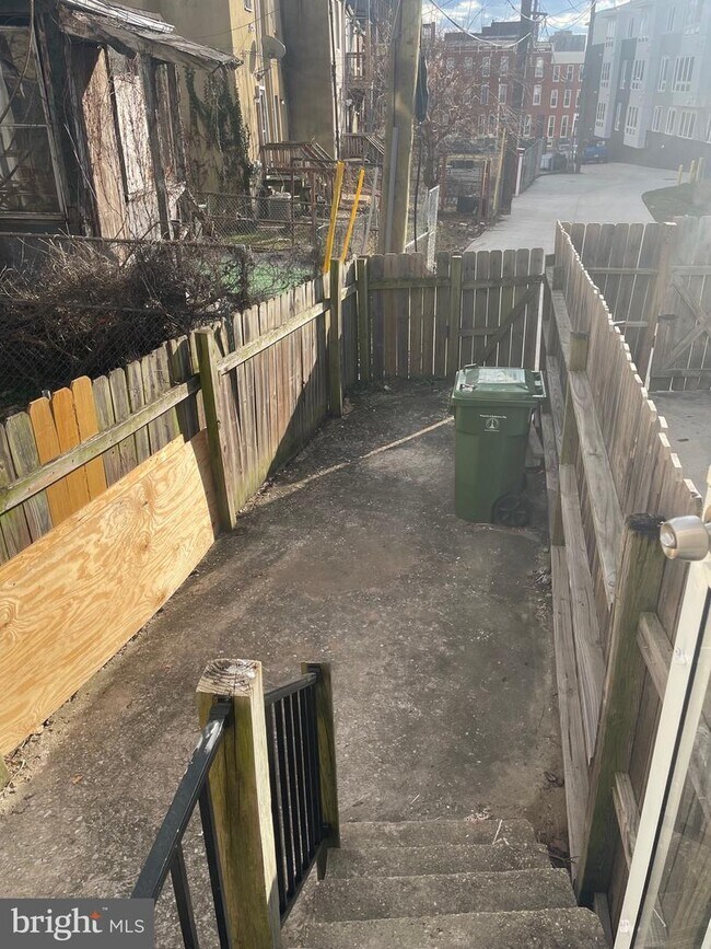 725 E Biddle St, Baltimore, MD 21202 - Townhome Rentals in Baltimore MD ...