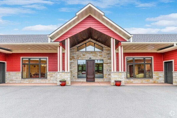 Apartments for Rent in Granton WI with a Swimming Pool - 1 Rentals ...