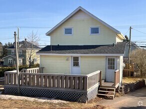 Houses for Rent under C$1,500 in Prince PE - 2 Homes