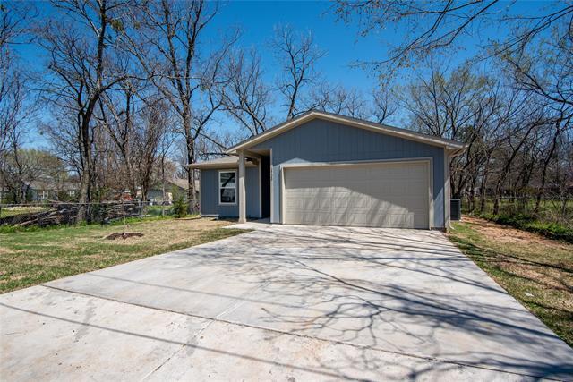 1120 Chinner St, Bonham, TX 75418 - House Rental in Bonham, TX ...