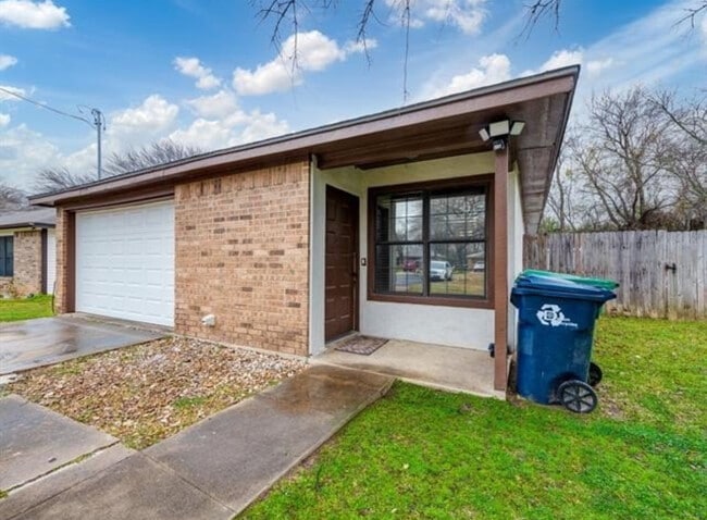 1045 Ramey Cir, Denton, TX 76205 - House Rental in Denton, TX ...