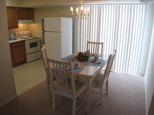 Wakefield Manor Townhomes and Apartments Apartments - Bel Air, MD ...