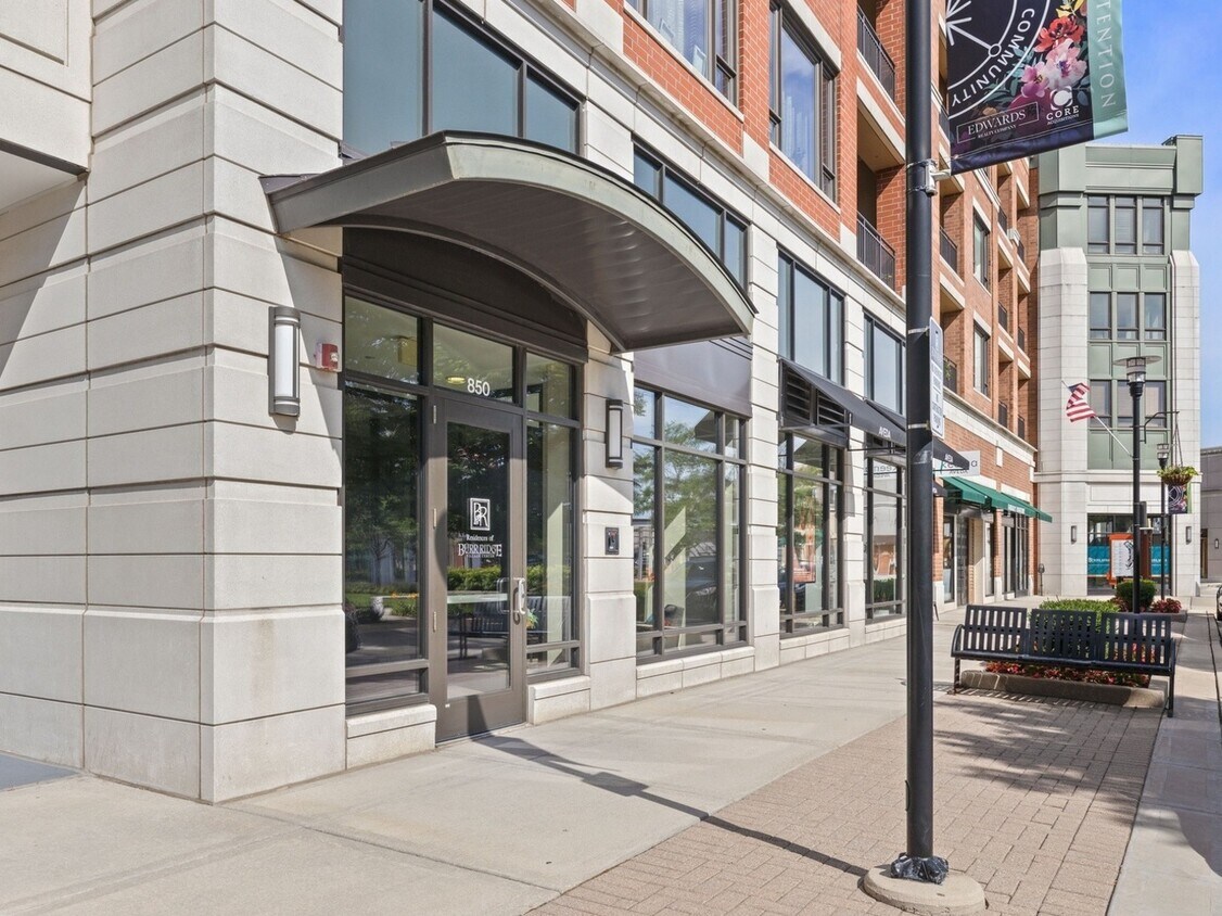 850 Village Center Dr Unit 202, Burr Ridge, IL 60527 - Condo for Rent ...