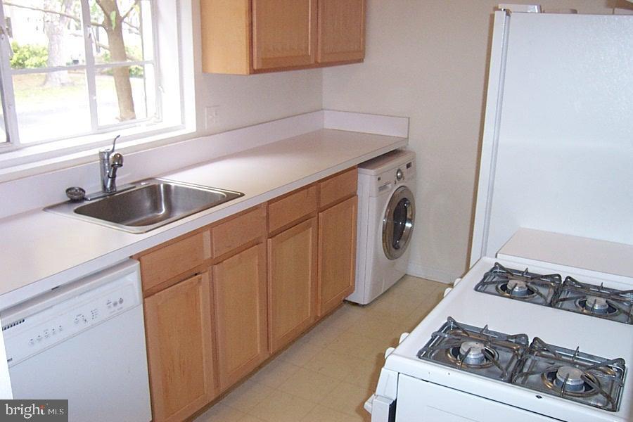 5352 Pooks Hill Rd, Bethesda, MD 20814 - Townhome Rentals in Bethesda ...