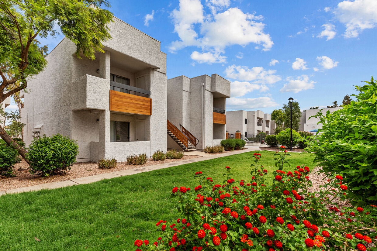 Tides on 27th - 6131 N 27th Ave Phoenix, AZ 85017 | Apartments.com