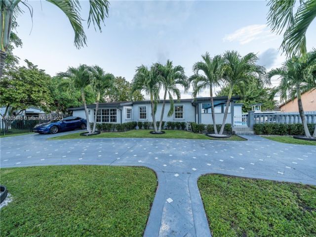 100 SW 56th St, Miami, FL 33165 - House Rental in Miami, FL | Apartments.com