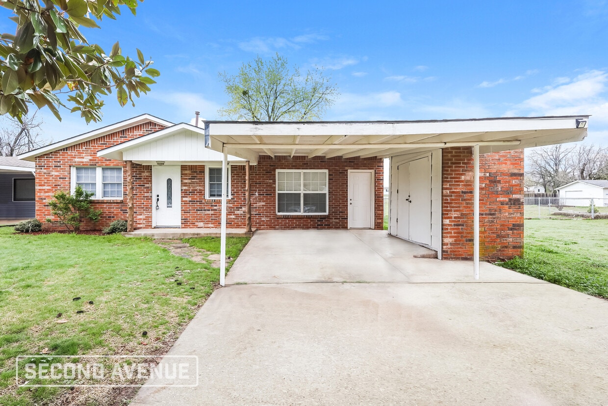 414 N 8th St, Noble, OK 73068 | Apartments.com
