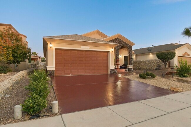 3156 Rustic Hidden Dr, El Paso, TX 79938 - House Rental in El Paso, TX ...