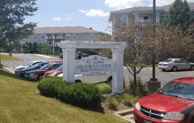 St James Senior Apartments - 3660-3700 Eagle Nest Dr Crete, IL ...