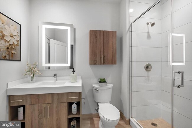 200 N 16th St Unit 1720, Philadelphia, PA 19102 - Room for Rent in ...