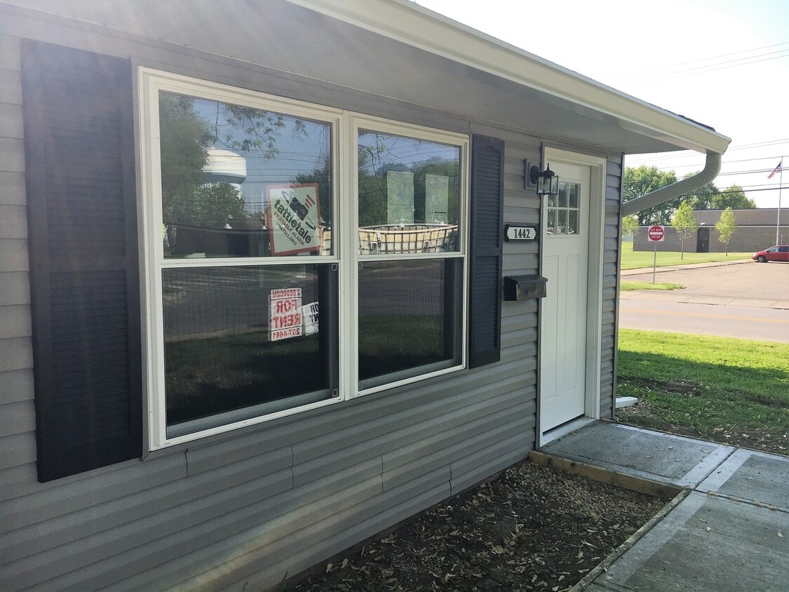 1442-1444-1444 Huy Rd Unit 1442 Huy, Columbus, OH 43224 - Room for Rent ...