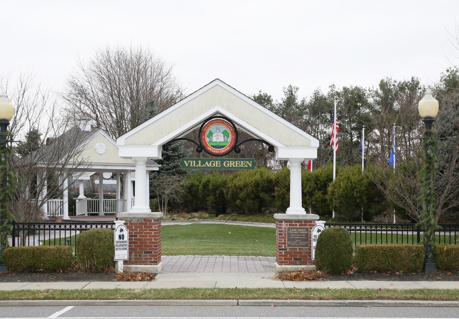 Moving to Lake Grove NY? Learn about renting in Lake Grove | Apartments.com