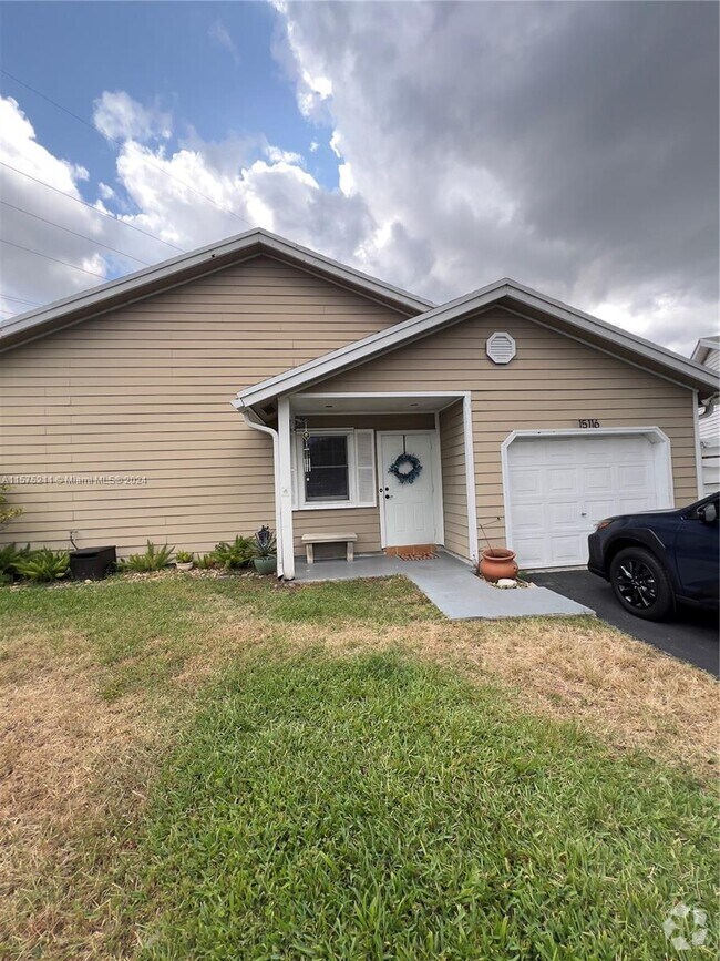 Summer Tree Apartments for Rent with Parking - Miami, FL - 1 Rentals ...