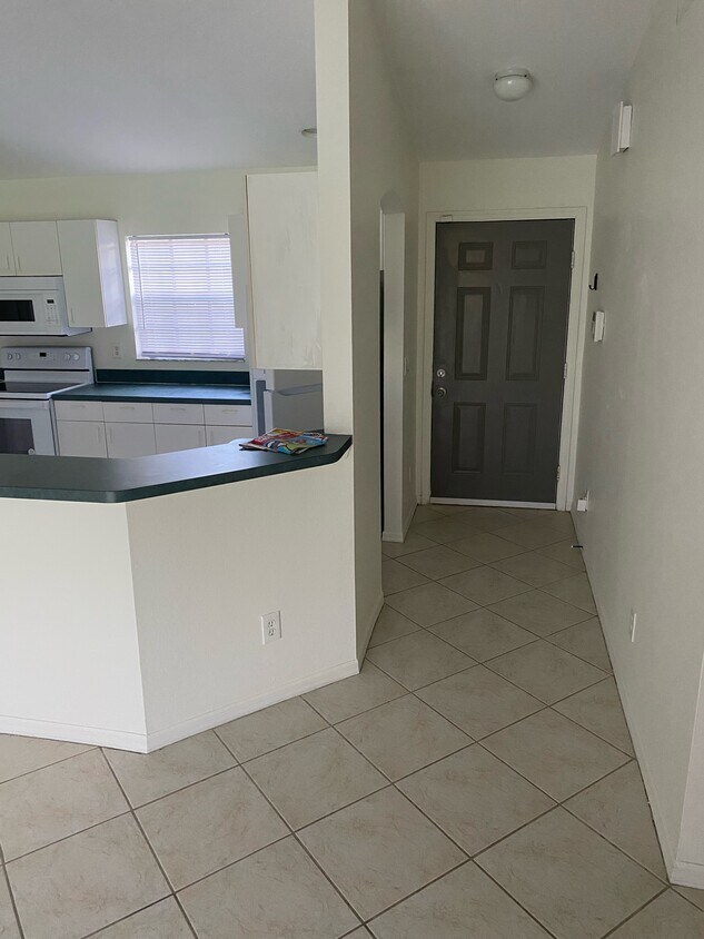 592 Thomas Sherwin Ave S, Lehigh Acres, FL 33974 - House Rental in ...