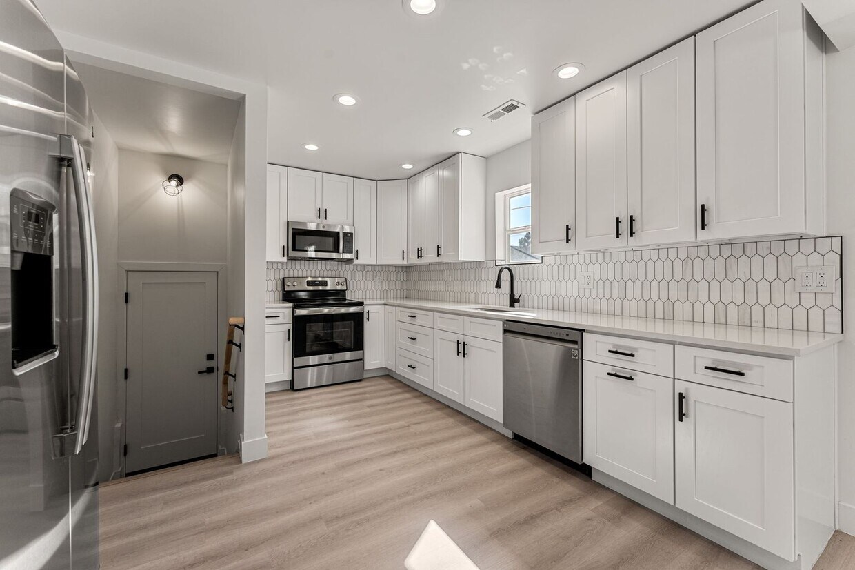 3920 Upham St, Wheat Ridge, CO 80033 - House Rental in Wheat Ridge, CO ...