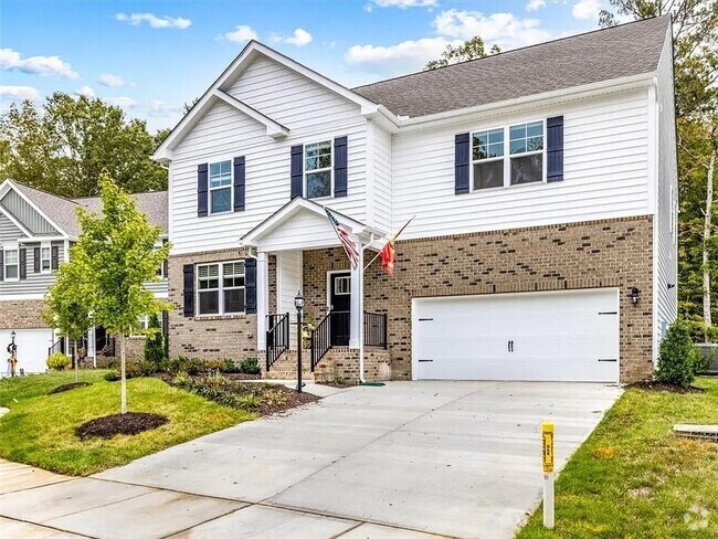 Foxfield Apartments for Rent with a Swimming Pool - Moseley, VA ...