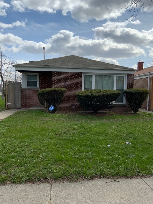 37 W 78th Pl, Chicago, IL 60620 - House Rental in Chicago, IL ...